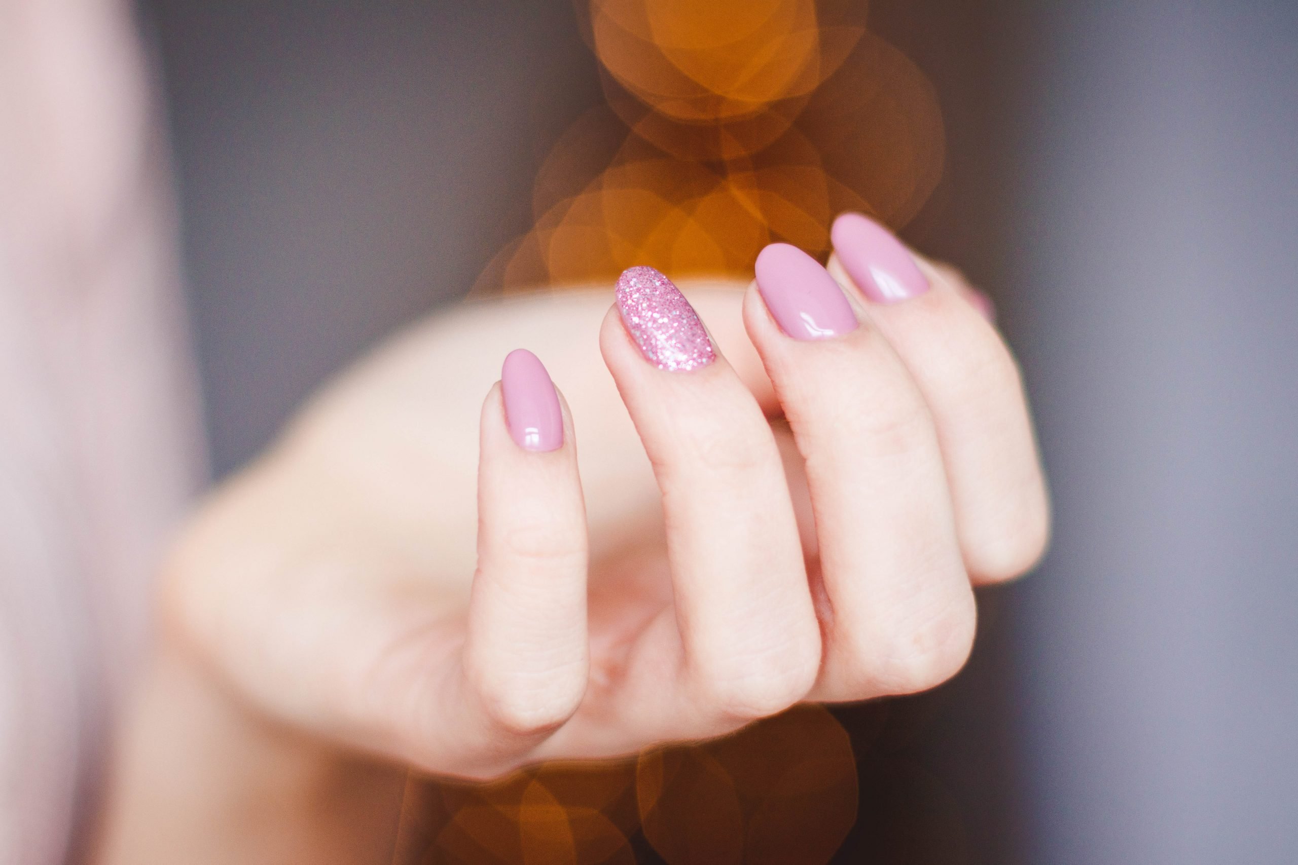 Dry manicure: perchè sceglierla al posto della manicure classica?